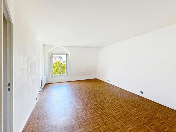 Appartement 1 pièce à Rueil-Malmaison, Coeur de Ville, à vendre