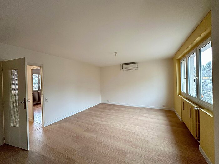 Appartement à louer - Montoison - 3 pièces - 2 chambres