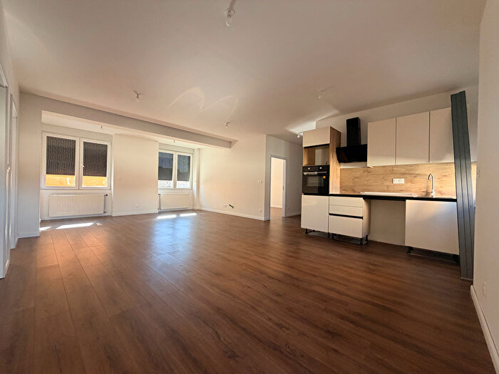Montceau-les-Mines, Centre-ville - Appartement 5 pièces à louer