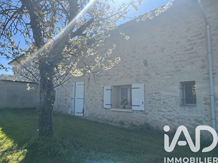 Maison à vendre - Vélines - 6 pièces - 4 chambres