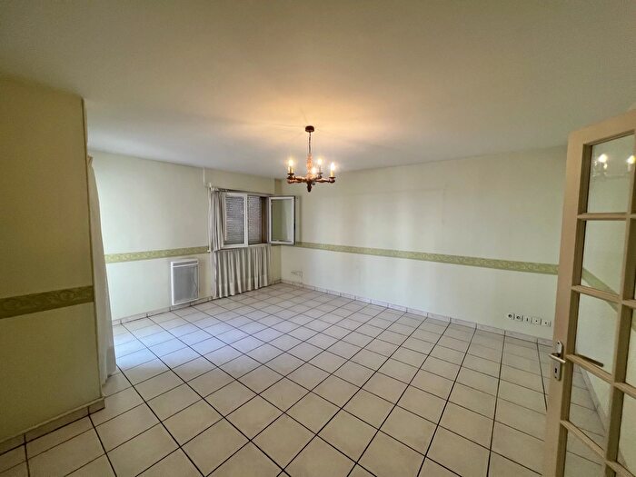 Valence, Faventines : Appartement 3 pièces à louer