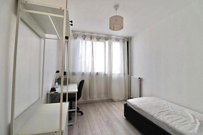 Clos Langlois, Vitry-sur-Seine : Appartement 3 pièces à louer