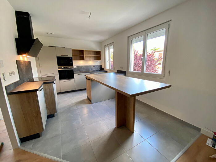 Maison à louer - Clermont-Ferrand, Chanteranne, La Glacière - 5 pièces - 4 chambres