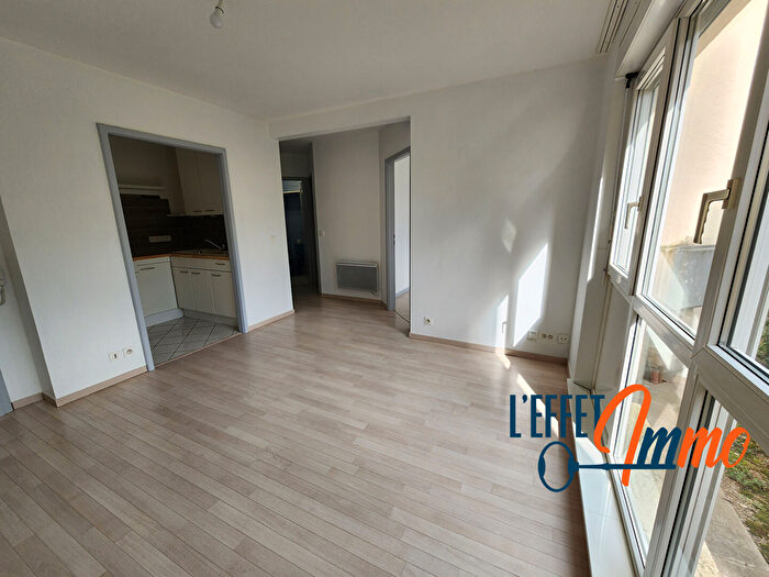 Appartement à louer - Guebwiller - 2 pièces - 1 chambre