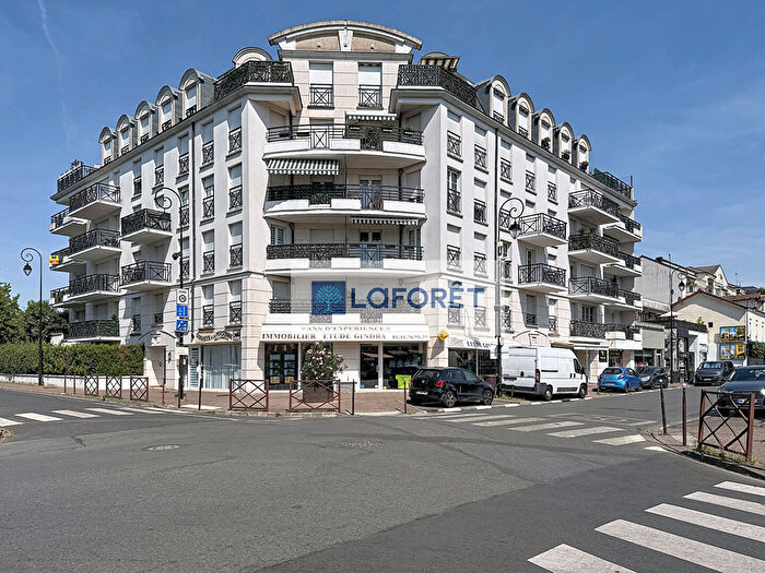Le Plessis-Trévise, Centre-ville, Orly Parc - Appartement 2 pièces à louer
