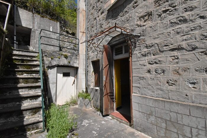 Maison 12 pièces à vendre - Saint-Agrève