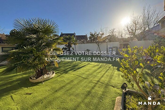 Appartement à louer - Prévoyants-Chanteloup-Pont de lUnion, Aulnay-sous-Bois - 2 pièces - 1 chambre