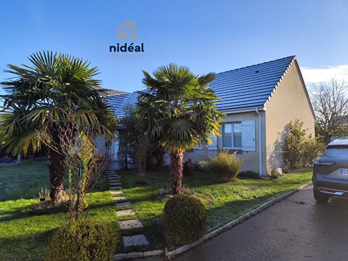 Maison 7 pièces à Le Plessis-Grohan, à vendre