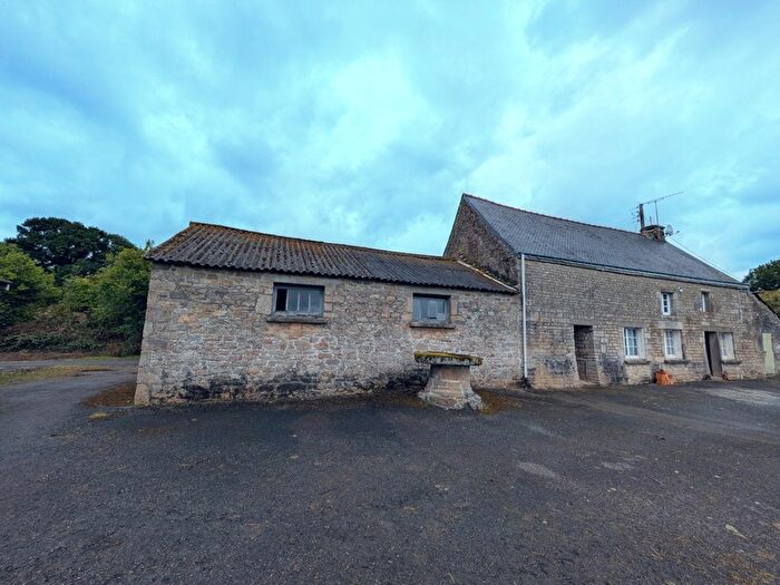 Maison à vendre - Séglien - 5 pièces - 3 chambres