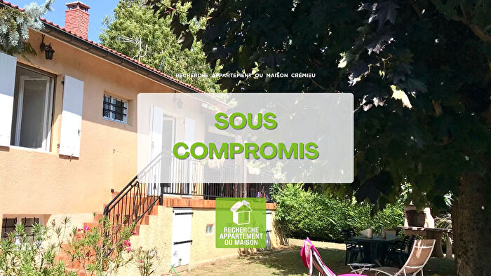 Maison à vendre - Annoisin-Chatelans - 5 pièces - 4 chambres