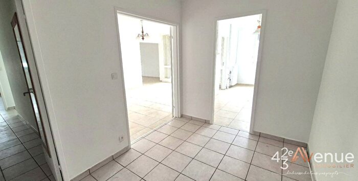 Appartement à vendre - Saint-Étienne, Beaulieu, Montchovet, La Marandinière, La Palle - 4 pièces - 3 chambres