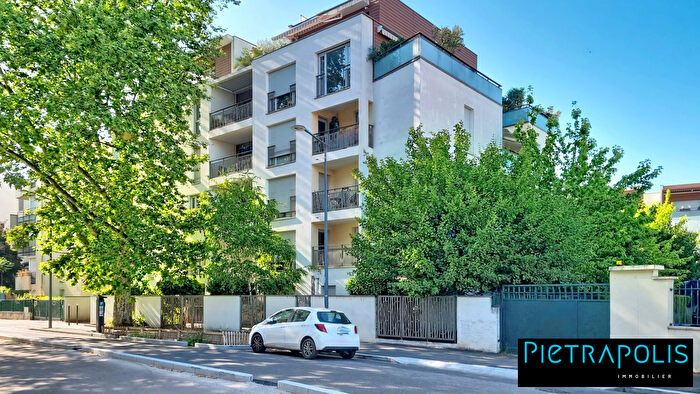 Villeurbanne, Zola, Pressence : Appartement 3 pièces à vendre