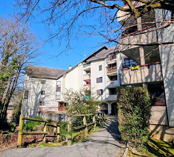 Appartement à louer - Chambéry, Biollay - 5 pièces - 3 chambres