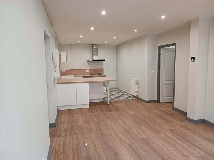 Appartement 3 pièces à Castelnaudary, Verdun, Horloge, Cugarel, Route de Revel, à louer