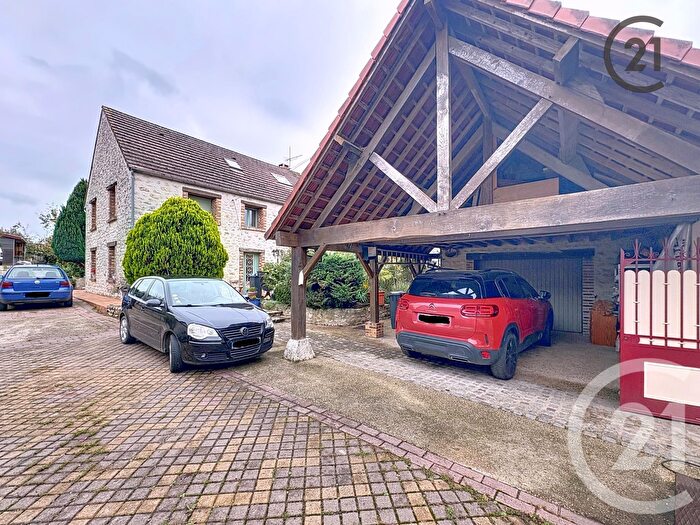 Maison à vendre - Sourdun - 9 pièces - 6 chambres