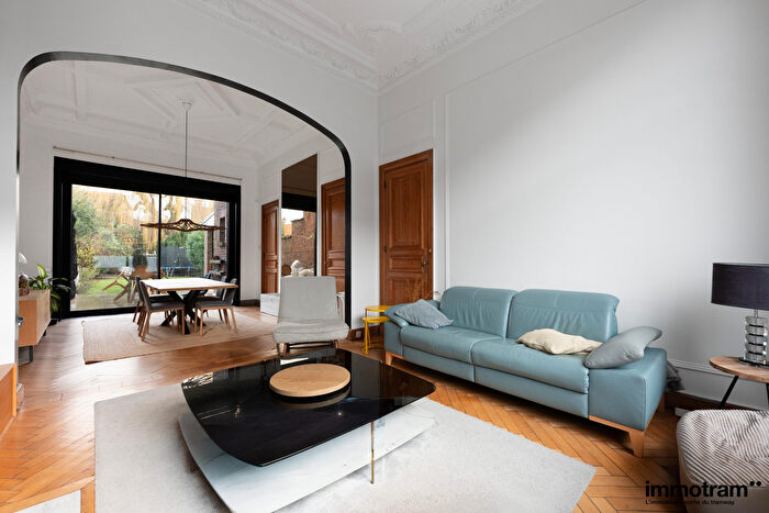 Maison à vendre - Roubaix - 9 pièces - 8 chambres