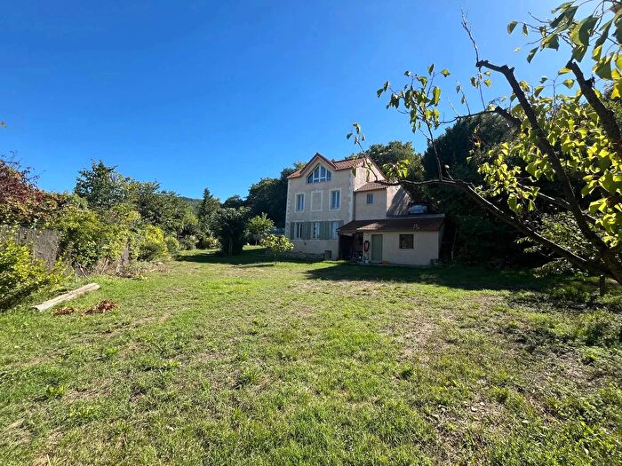 Apt : Maison 6 pièces à vendre