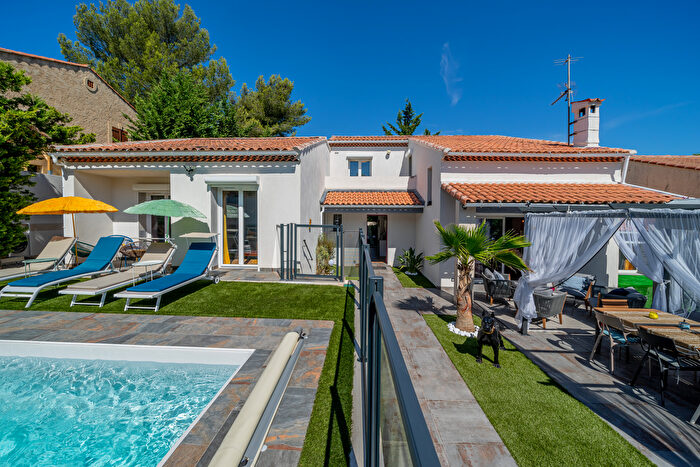 Maison à vendre - Marseille e , Les Trois Lucs - 7 pièces - 4 chambres