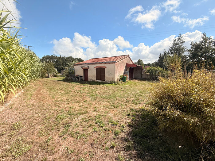 Maison à vendre - La Chevrolière - 1 pièce - 1 chambre