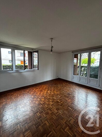 Appartement à louer - Maisons-Alfort, Charentonneau - 2 pièces - 1 chambre