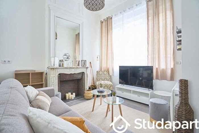 Appartement à louer - Centre, Lille - 1 pièce - 3 chambres