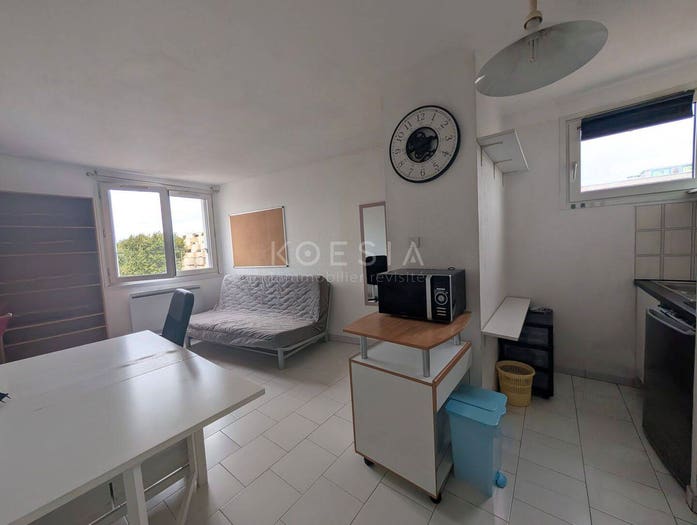 Beaux Arts, Montpellier : Appartement 1 pièce à louer