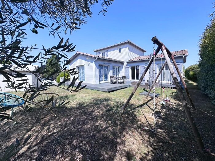Verdun-sur-Garonne : Maison 5 pièces à vendre
