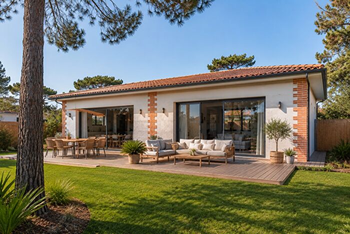 Gujan-Mestras, Centre-ville - Maison 4 pièces à vendre