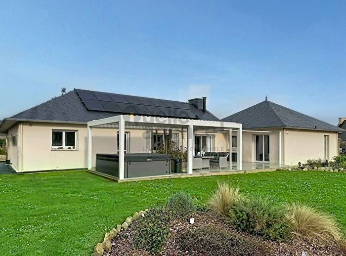 Maison à vendre - Santec - 7 pièces - 3 chambres