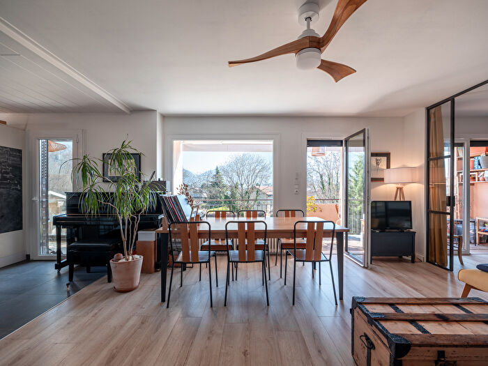 Appartement à vendre - Sevrier, Sévrier - 4 pièces - 3 chambres