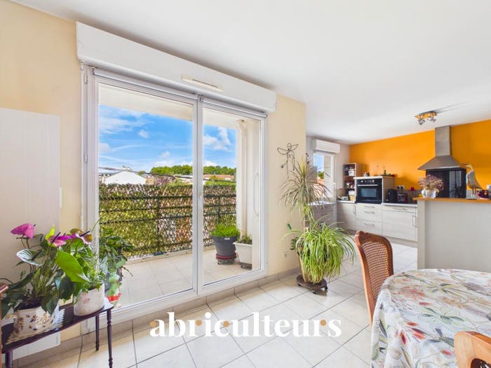 Appartement 3 pièces à vendre - Saint-Sébastien-sur-Loire, Est
