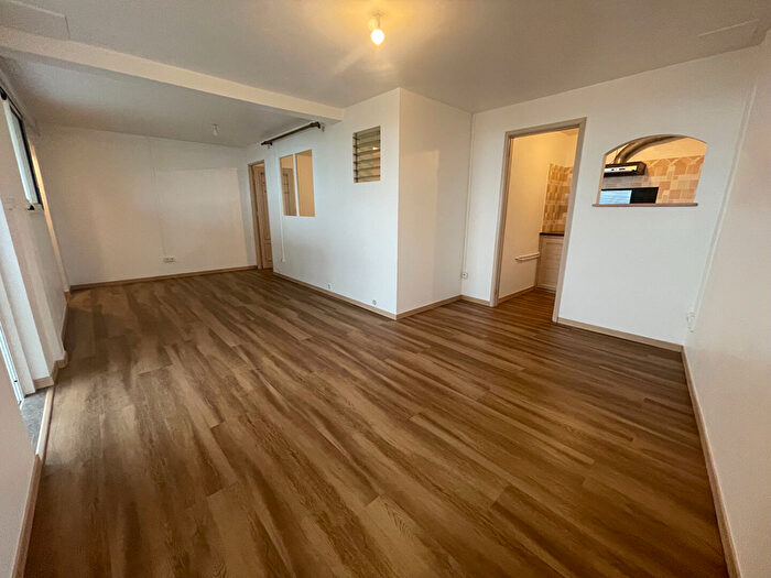 Appartement 2 pièces à louer - Le Tampon, Quatorzième, Dix-Septième