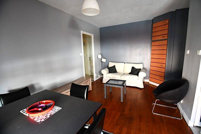 Appartement à louer - Lyon ème arrondissement - 2 pièces - 1 chambre