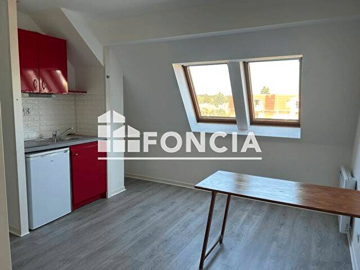 Appartement à louer - Le Hameau, Pau - 1 pièce