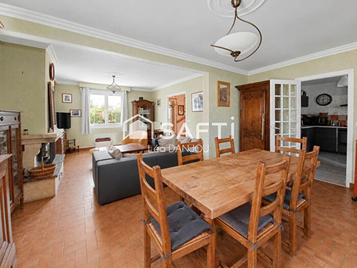 Maison 6 pièces à Hérouville-Saint-Clair, Le Val, Le Bois, Lébisey, à vendre