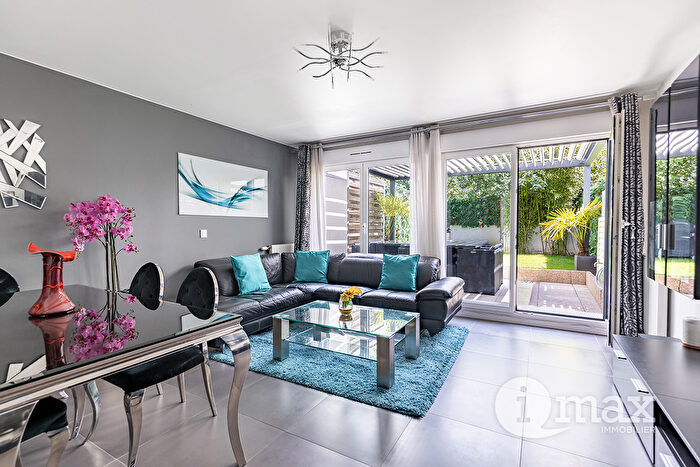 Bois-Colombes, Jean Mermoz : Maison 5 pièces à vendre