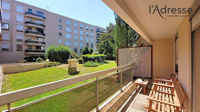 Appartement 3 pièces à vendre - Puteaux, Rosiers
