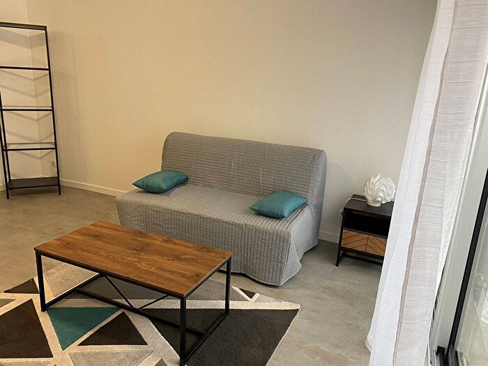 Appartement 1 pièce à Pontivy, à louer