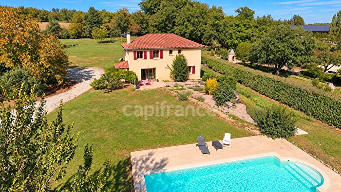 Maison 6 pièces à vendre - Saint-Aubin-de-Nabirat