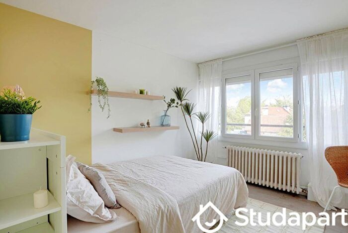 Appartement à louer - Plaine, Clamart - 1 pièce - 2 chambres