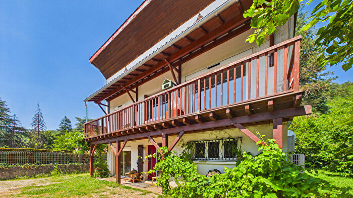 Maison 5 pièces à Tour-de-Faure, à vendre