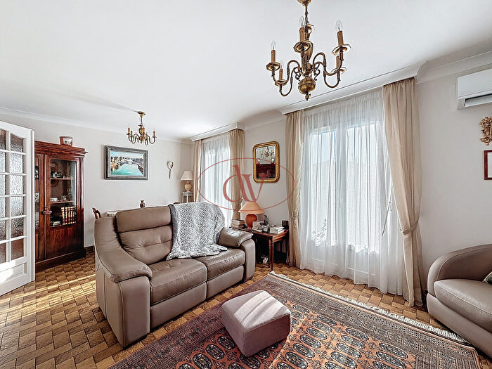 Maison à vendre - Thuir - 5 pièces - 3 chambres