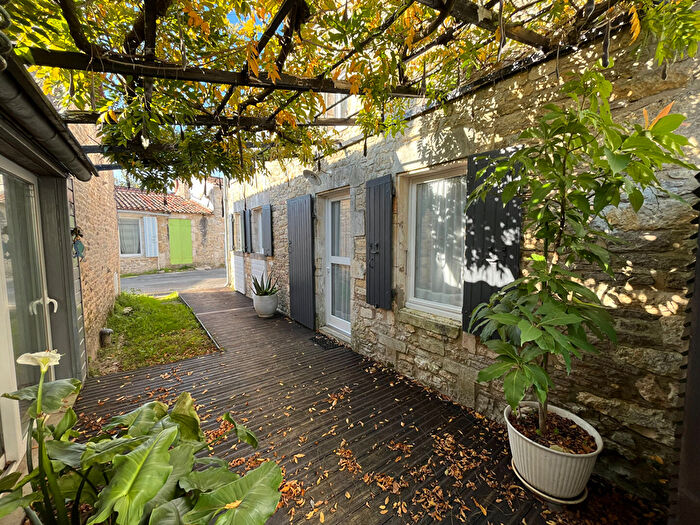 Maison à vendre - Dolus-dOléron - 8 pièces - 5 chambres