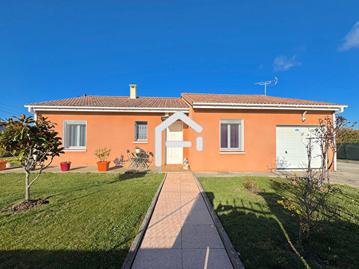 Maison à vendre - Auterive - 4 pièces - 3 chambres