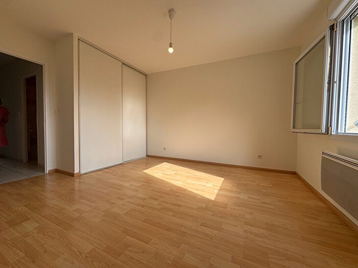 Tours, Montjoyeux : Appartement 3 pièces à louer