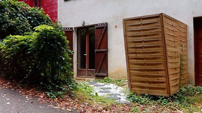 Appartement à louer - Dampierre-en-Yvelines - 1 pièce