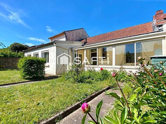 Nantes, Zola, Dervallières : Maison 7 pièces à vendre