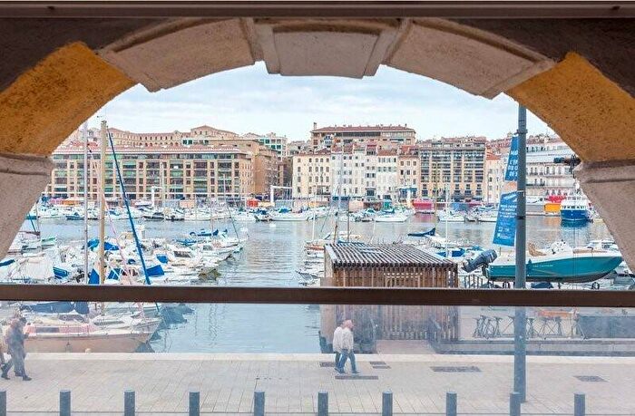 Appartement à louer - Marseille er arrondissement - 2 pièces - 1 chambre