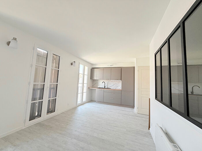 Appartement à louer - Rochefort, Centre-ville - 2 pièces - 1 chambre