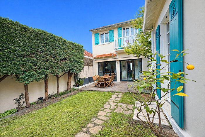 Maison à vendre - Arcachon, Saint-Ferdinand - 6 pièces - 4 chambres